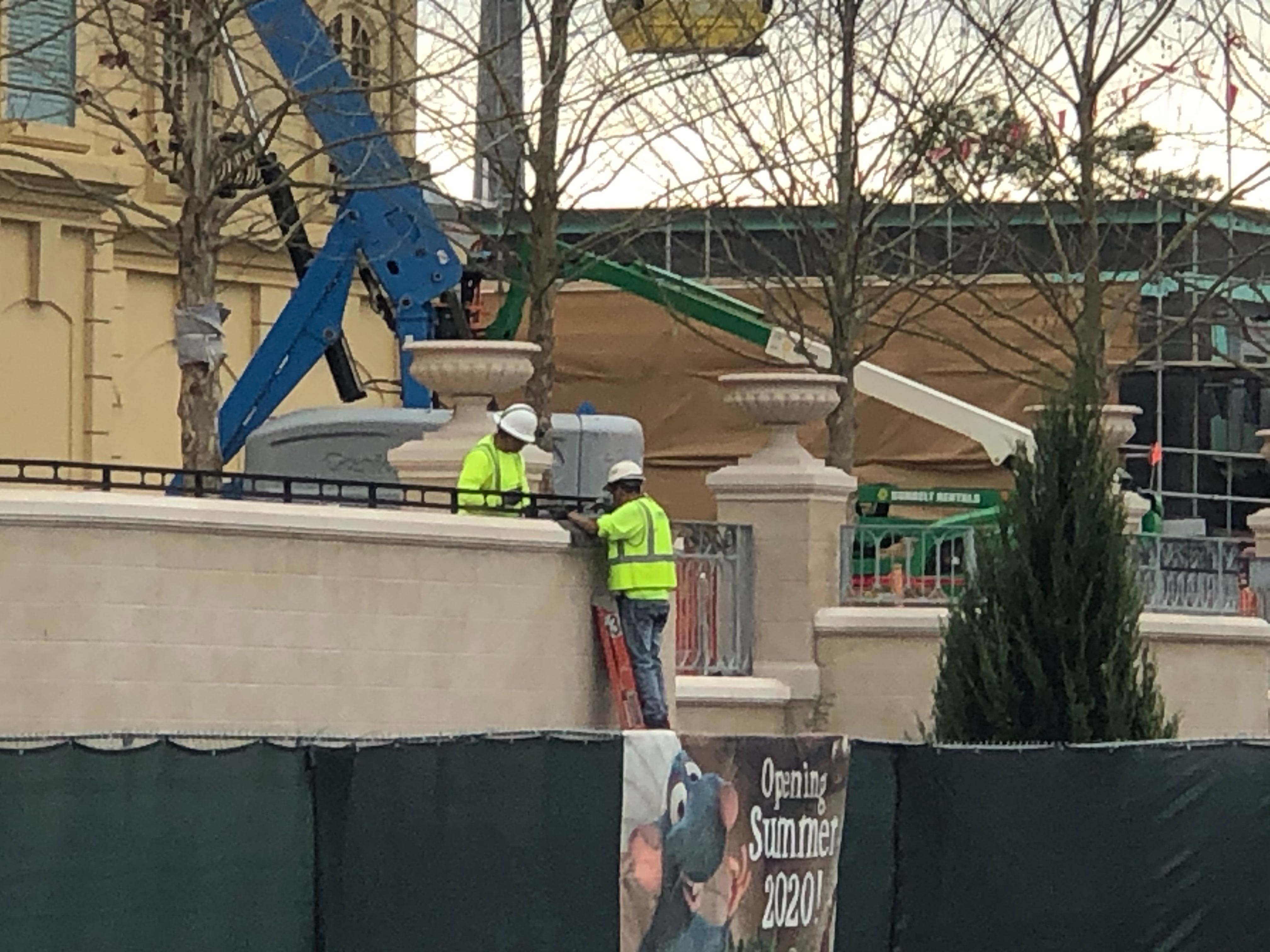 PHOTO REPORT: EPCOT 1/29/20 (New "Onward" Van Mug, Frozen Mezzo Mix ...