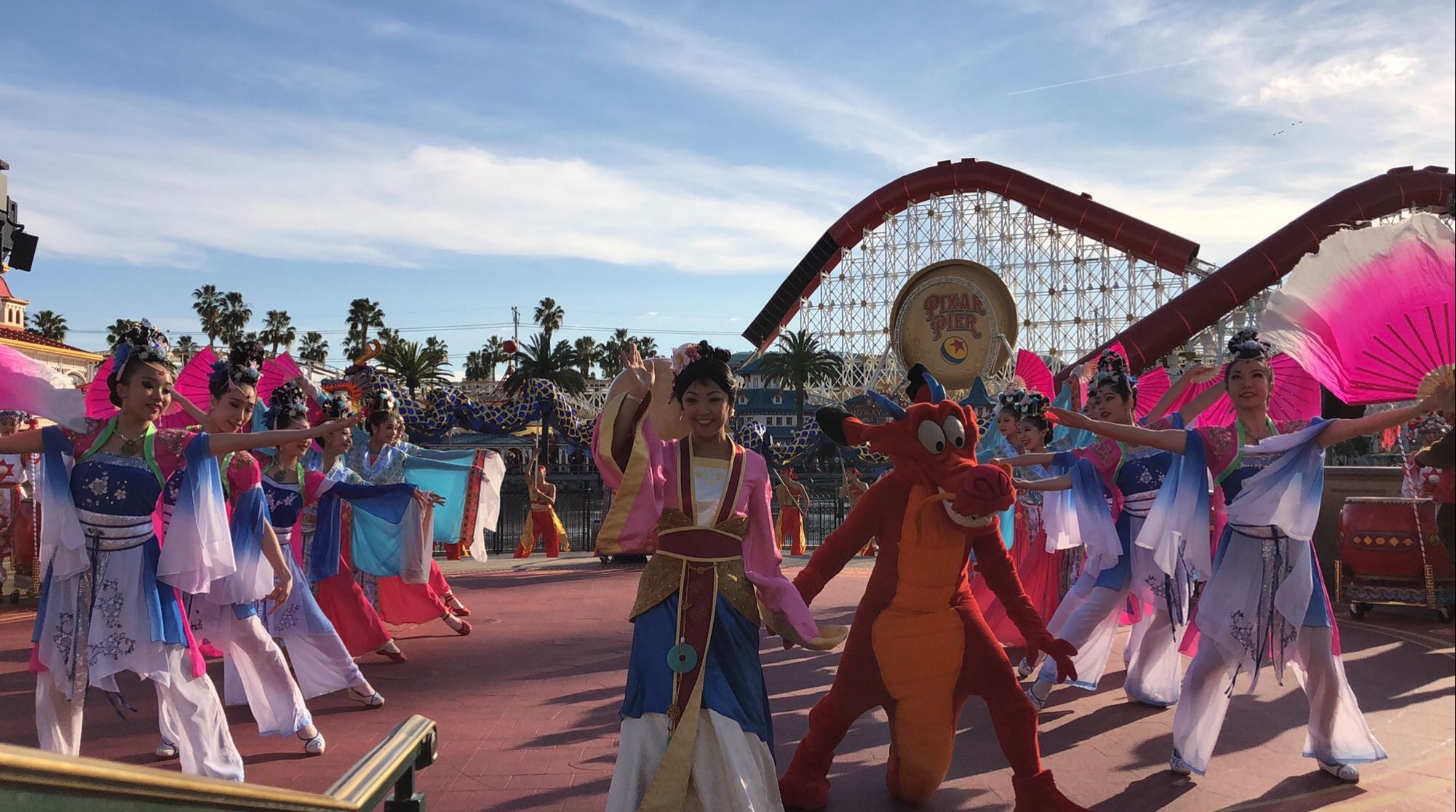 PHOTOS, VIDEO: Mulan's Lunar New Year Procession Marches into Disney ...