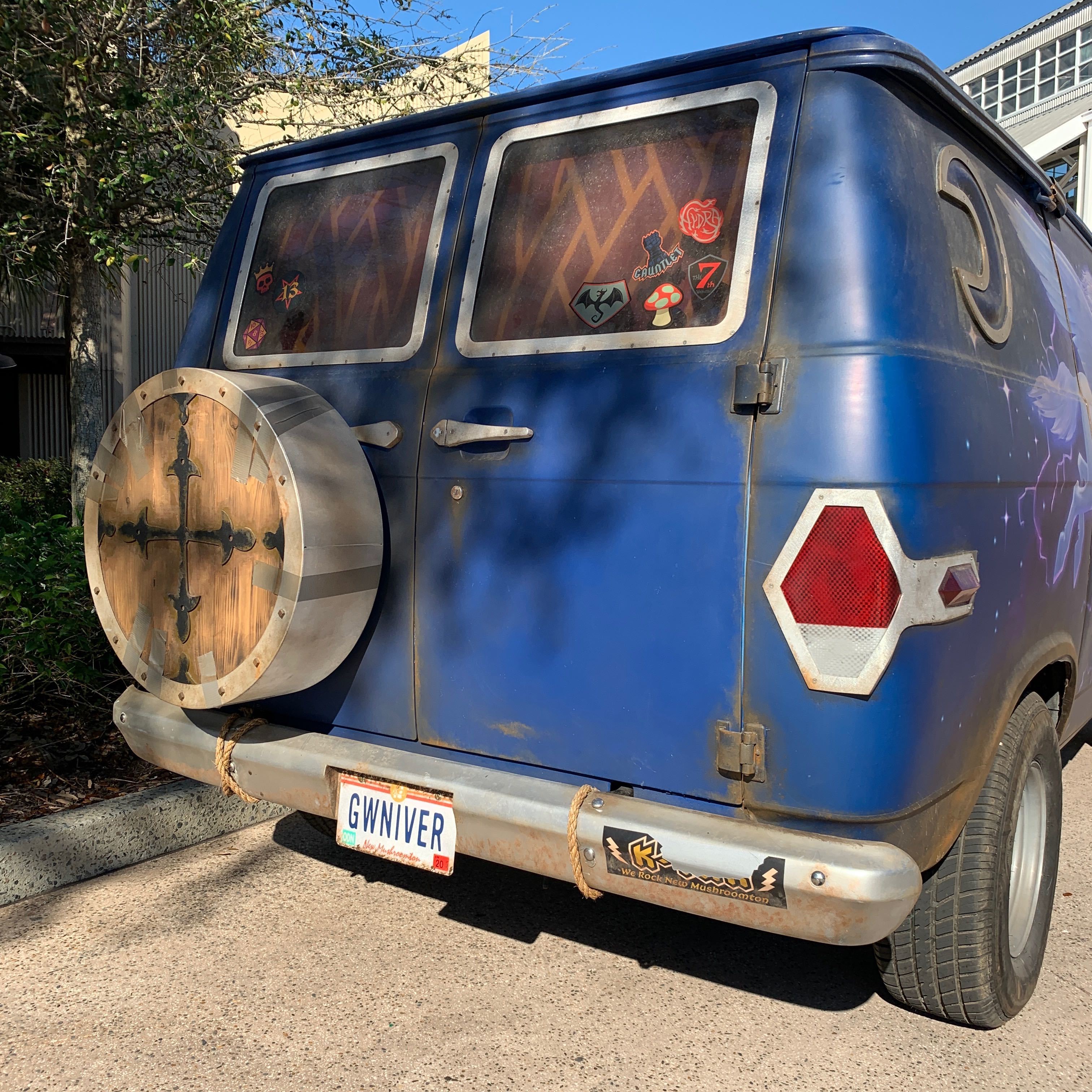 PHOTOS: Disney Pixar's "Onward" Guinevere Van Photo Op Rolls Into ...