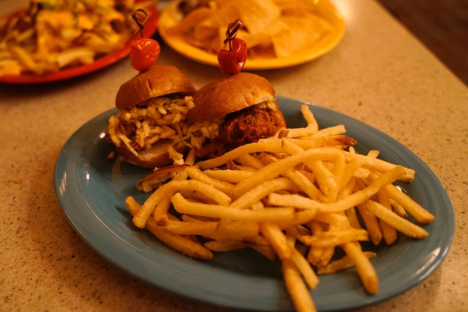 REVIEW: Iced Animal Cookie Shake, Fish Tacos, Brisket Fries, and More ...