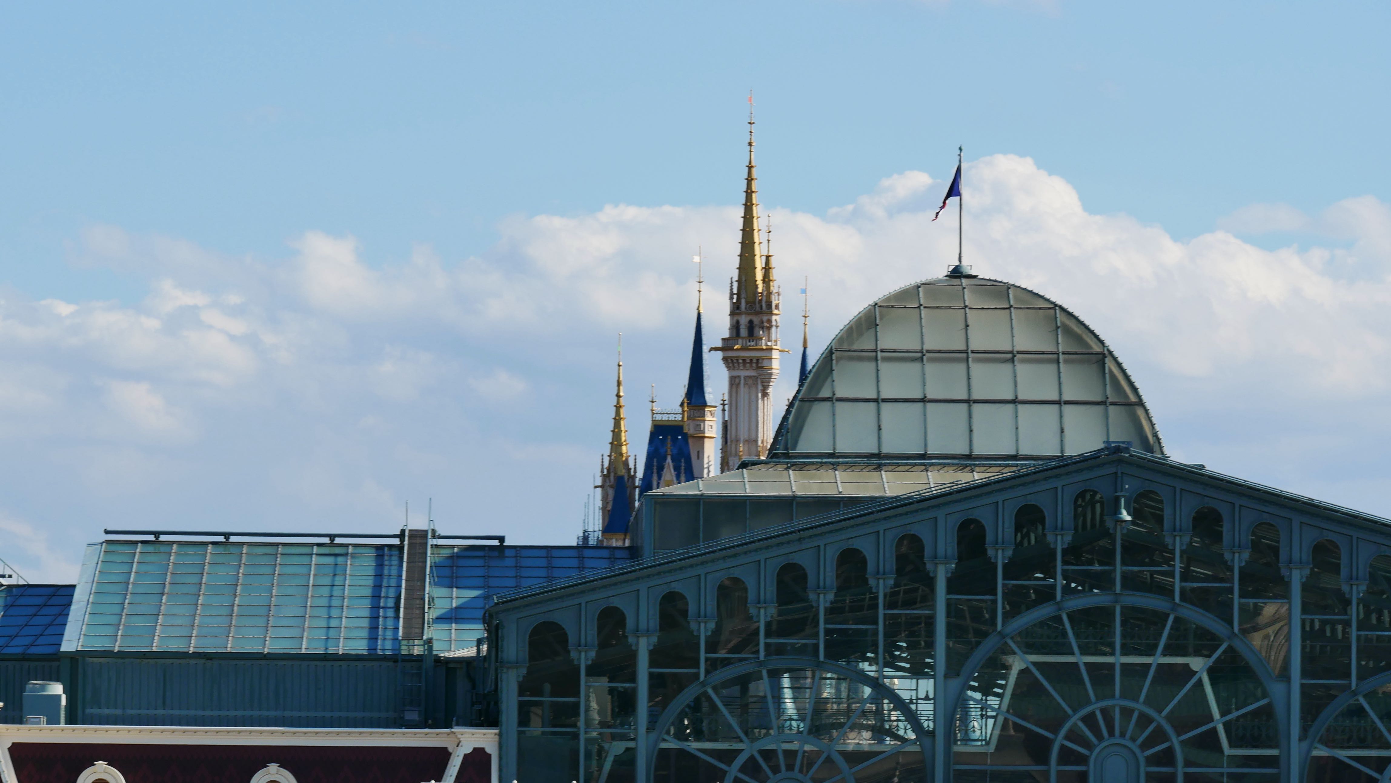 PHOTOS: Cinderella Castle Construction Wrapping Up at Tokyo Disneyland ...